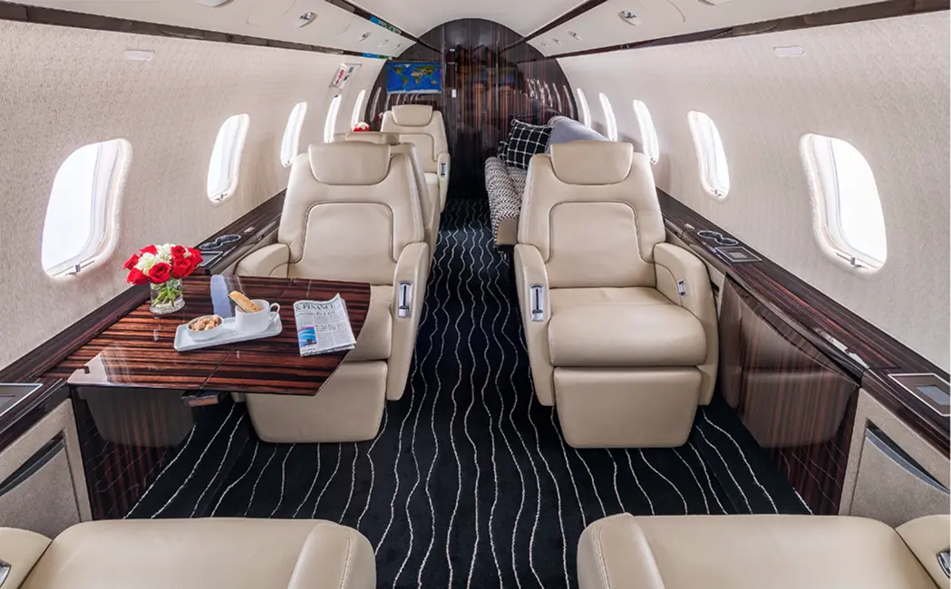 2008 Challenger 300 - Aircraft for Sale - element-aviation